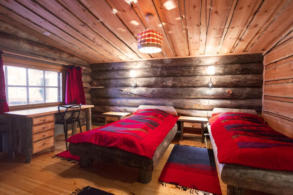 Hotel Kakslauttanen Arctic Resort - Igloos Saariselka, Finland - book ...